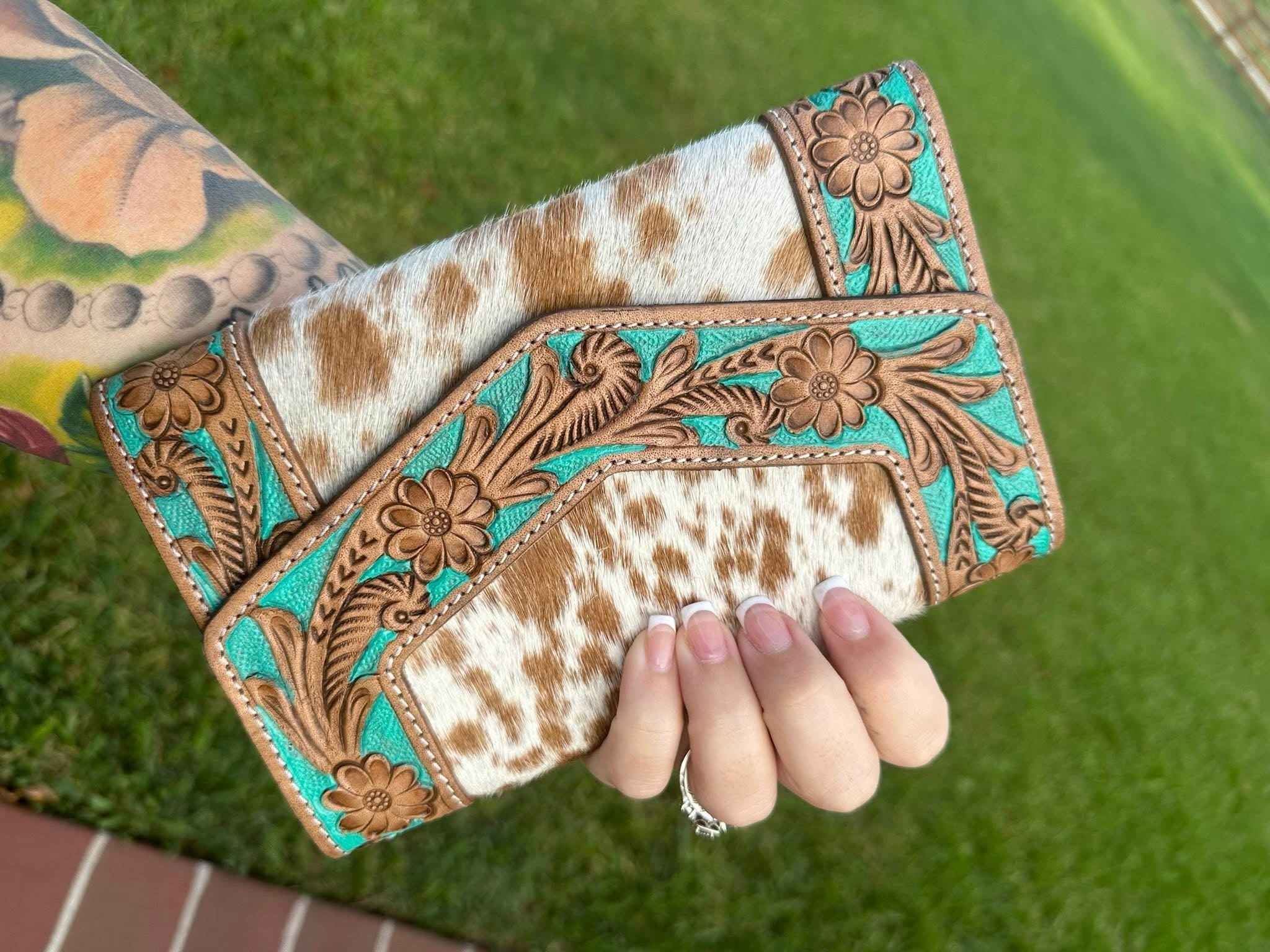 Wallets – Painted porch