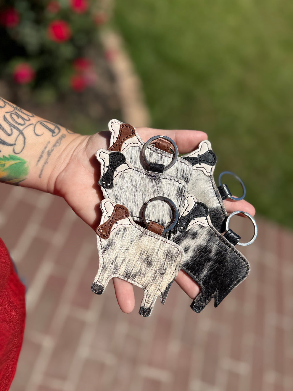 Cow shaped cowhide keychain – Painted porch