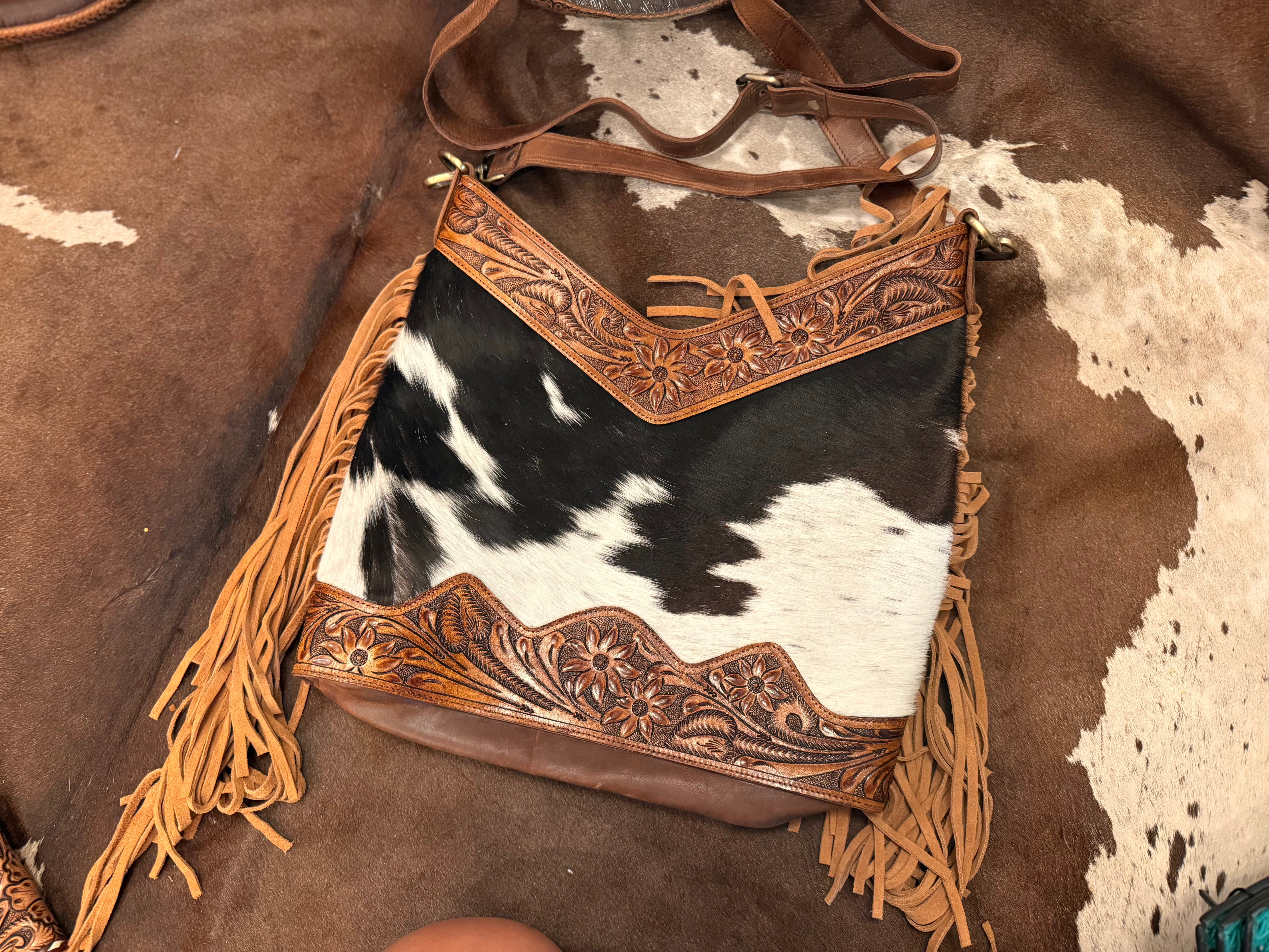 Large cross body – Painted porch